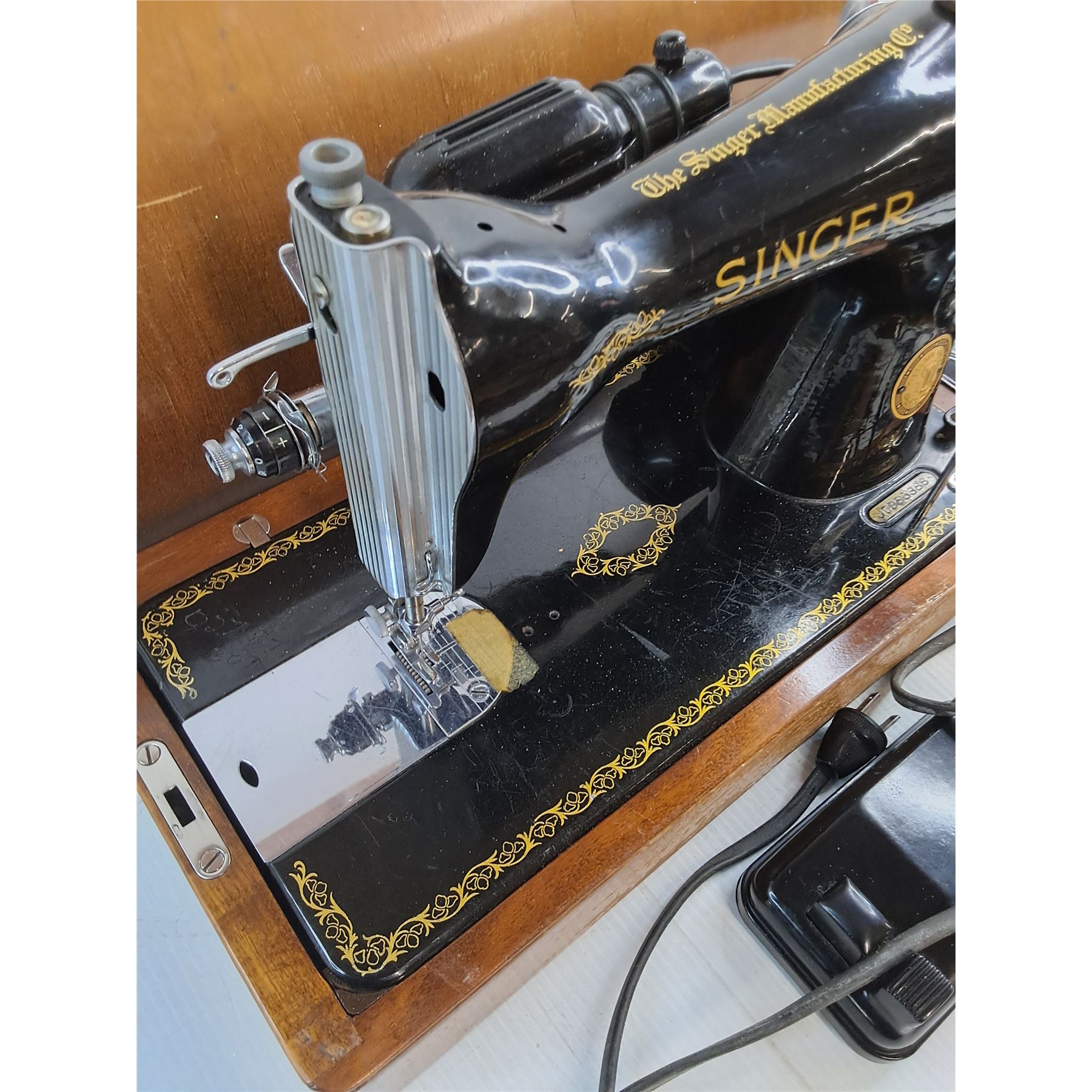 #Vintage Portable Electric Singer Sewing Machine - Working - Pickup ...