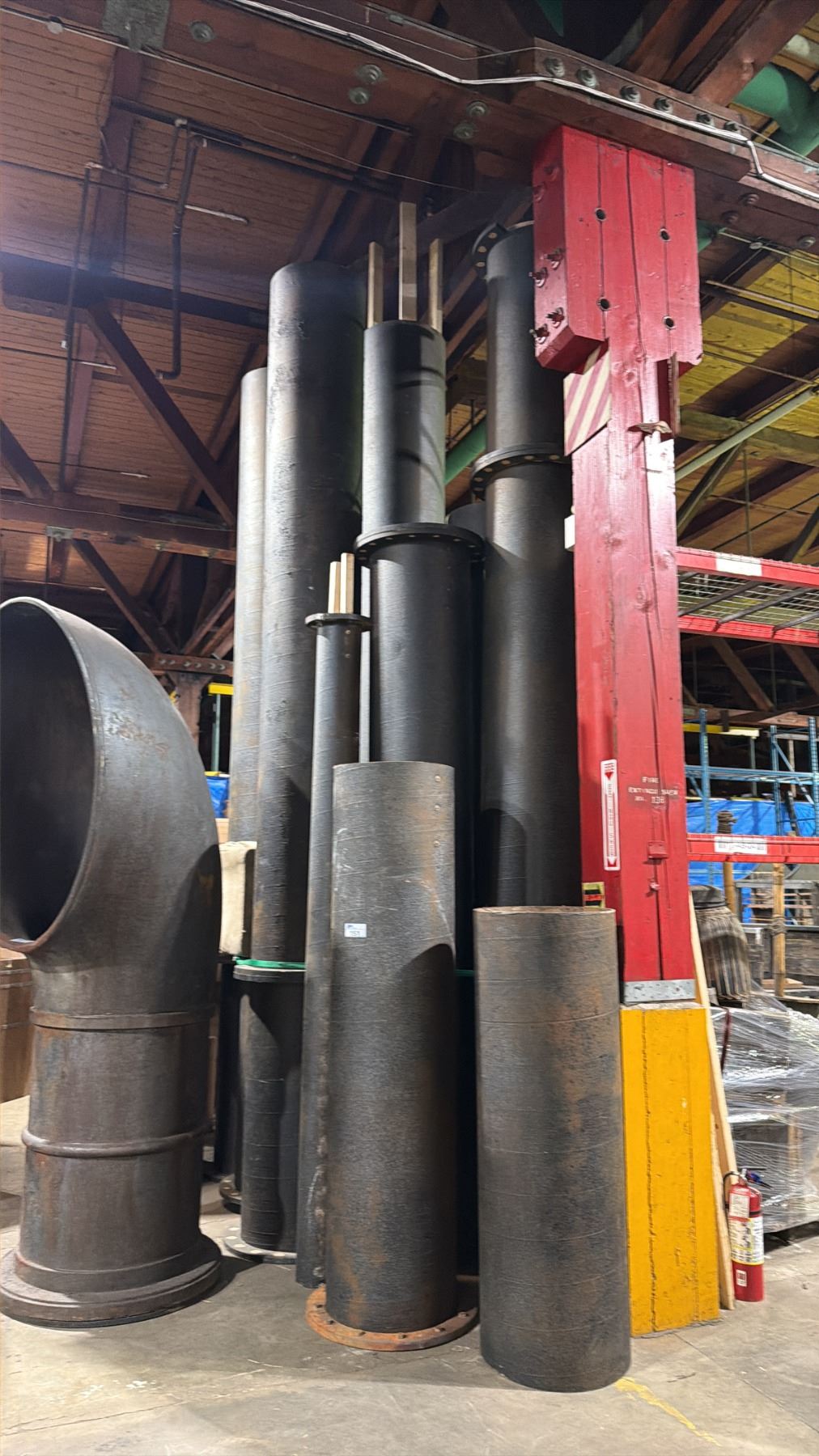 APPROX. 10 PAINTED SONO CONSTRUCTION FORM TUBE SHOW PROP STEAM PIPE