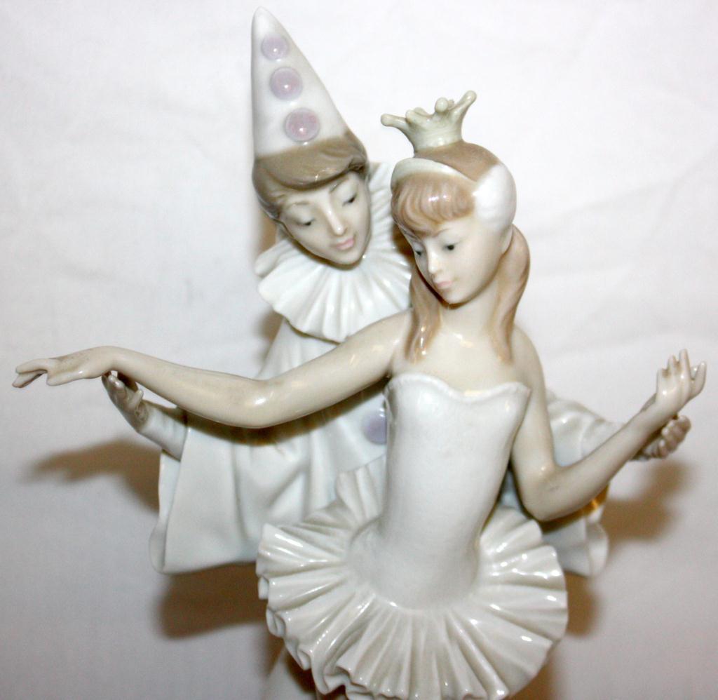 Lladro Statue of Clown and Ballerina