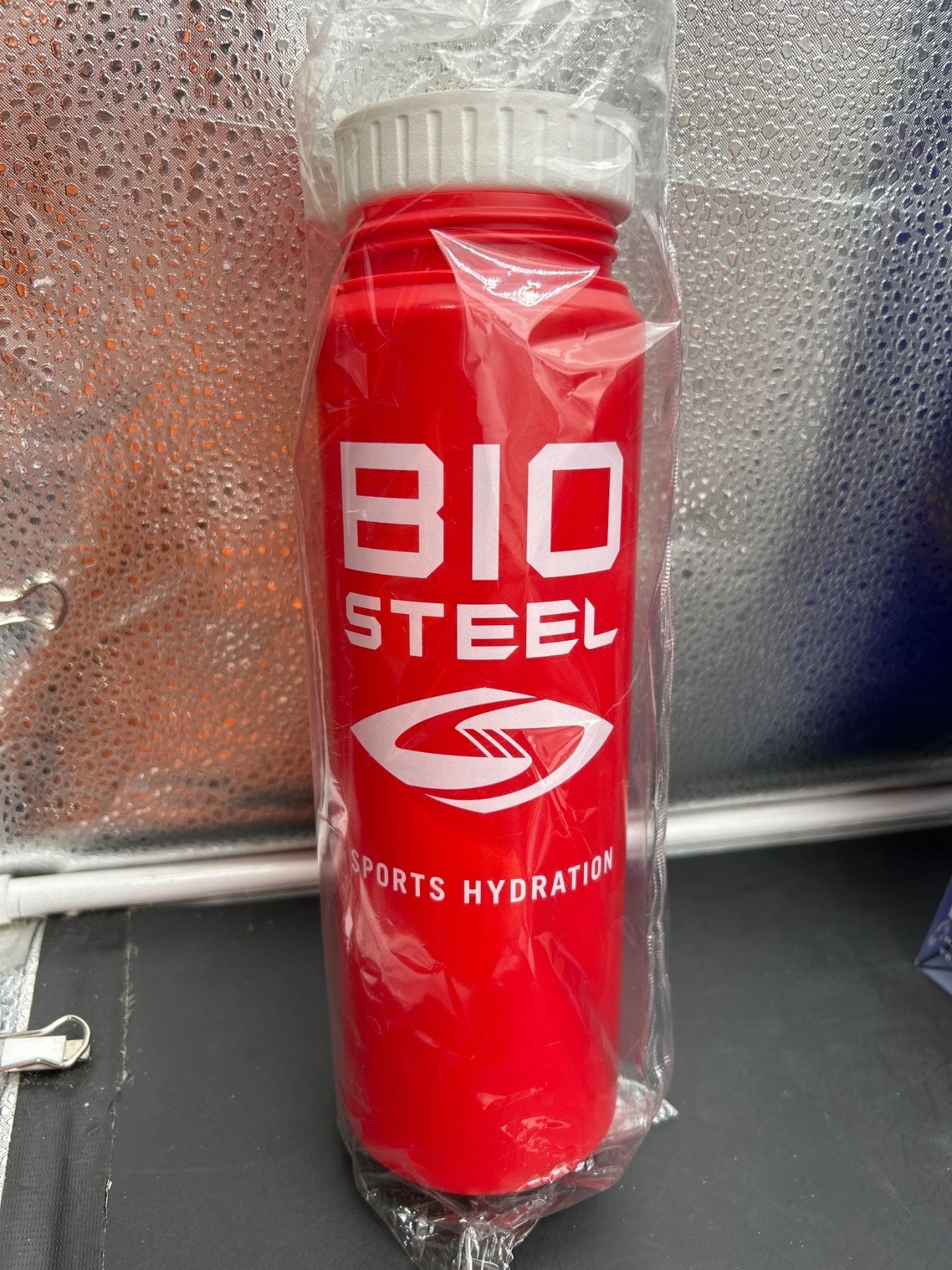 BioSteel Hydration Bottle and Elite Hockey Pro-Skate Guard 2.0 Combo