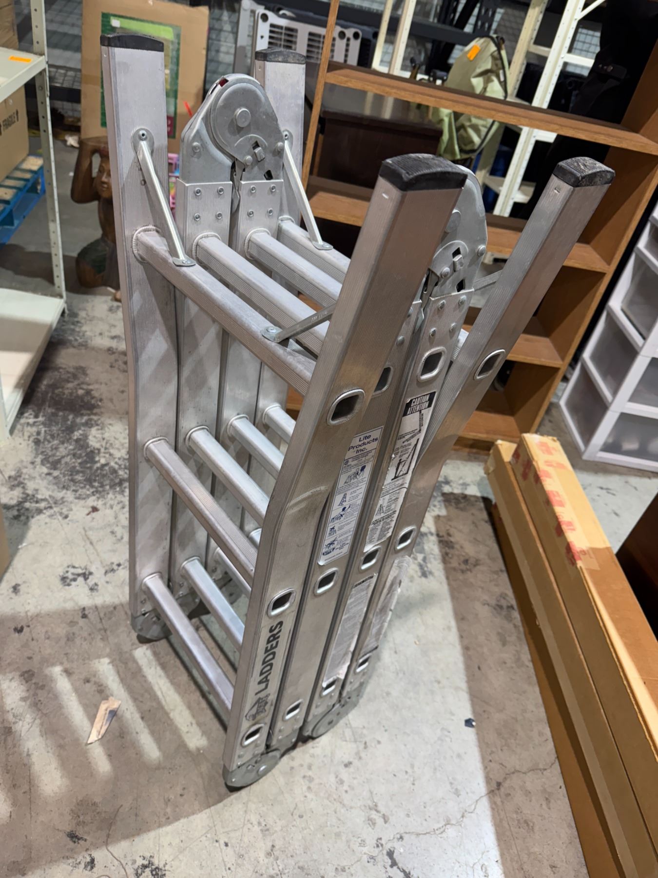 Eagle folding ladder