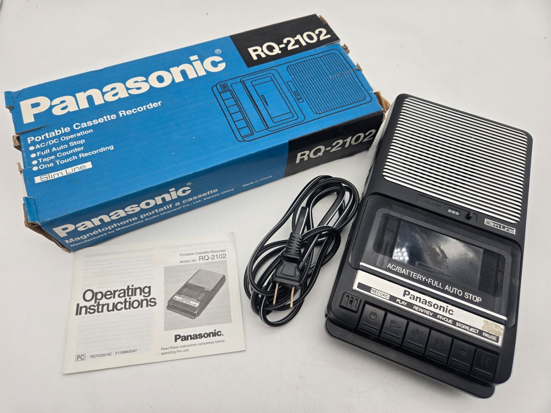 Panasonic portable cassette recorder (cl2)