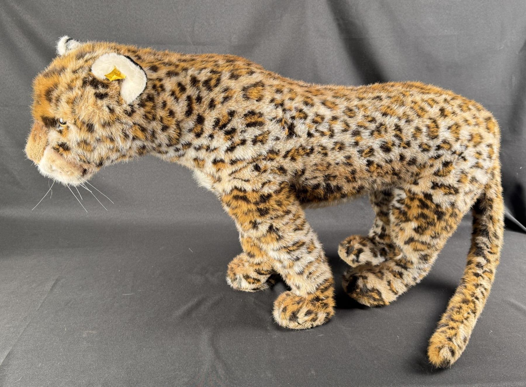 Large Steiff Standing Studio Paddy Leopard
