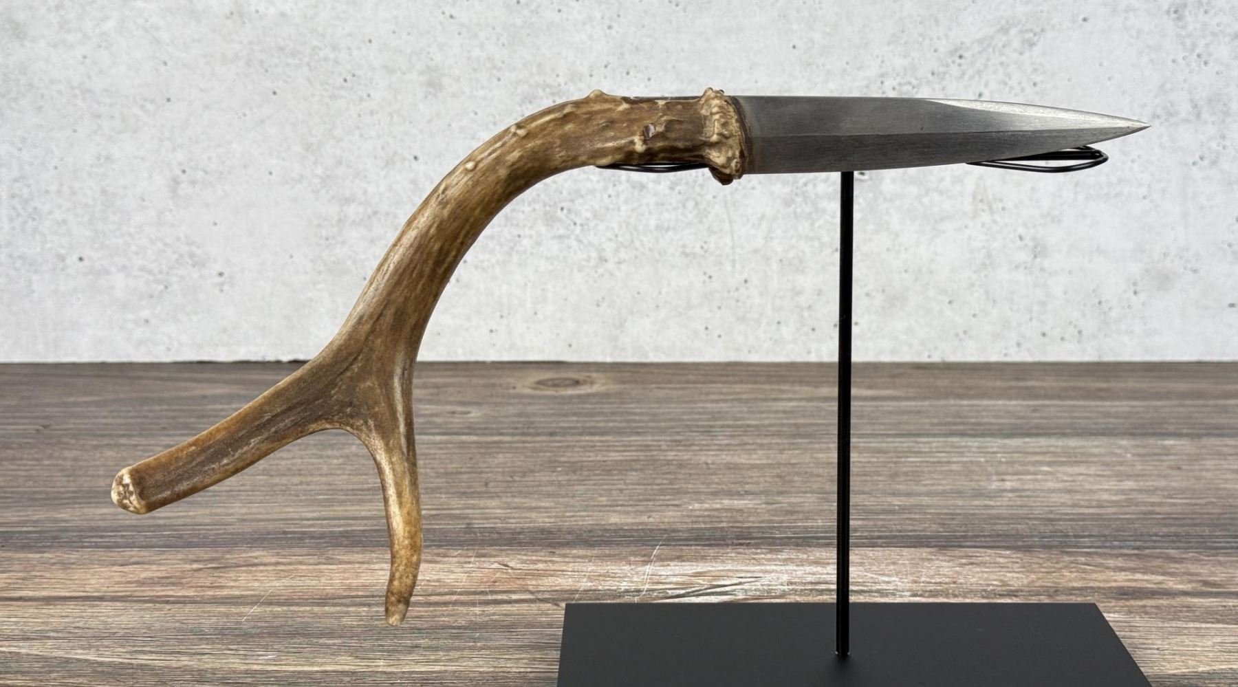 Montana Native American Indian Made Knife Dagger