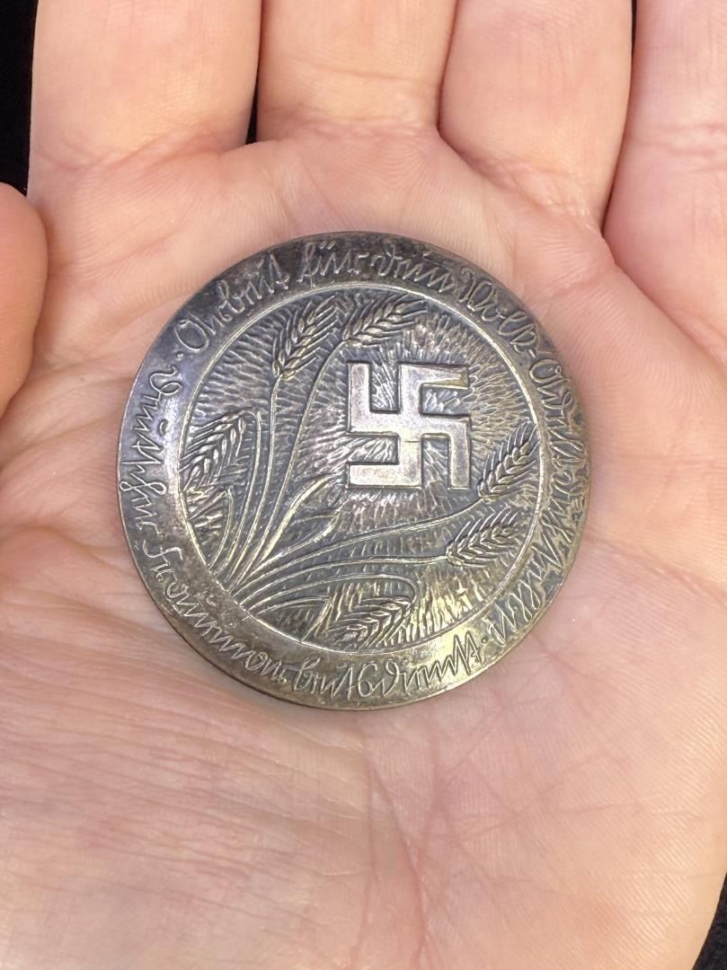 WW2 German Women's Labor Service Brooch