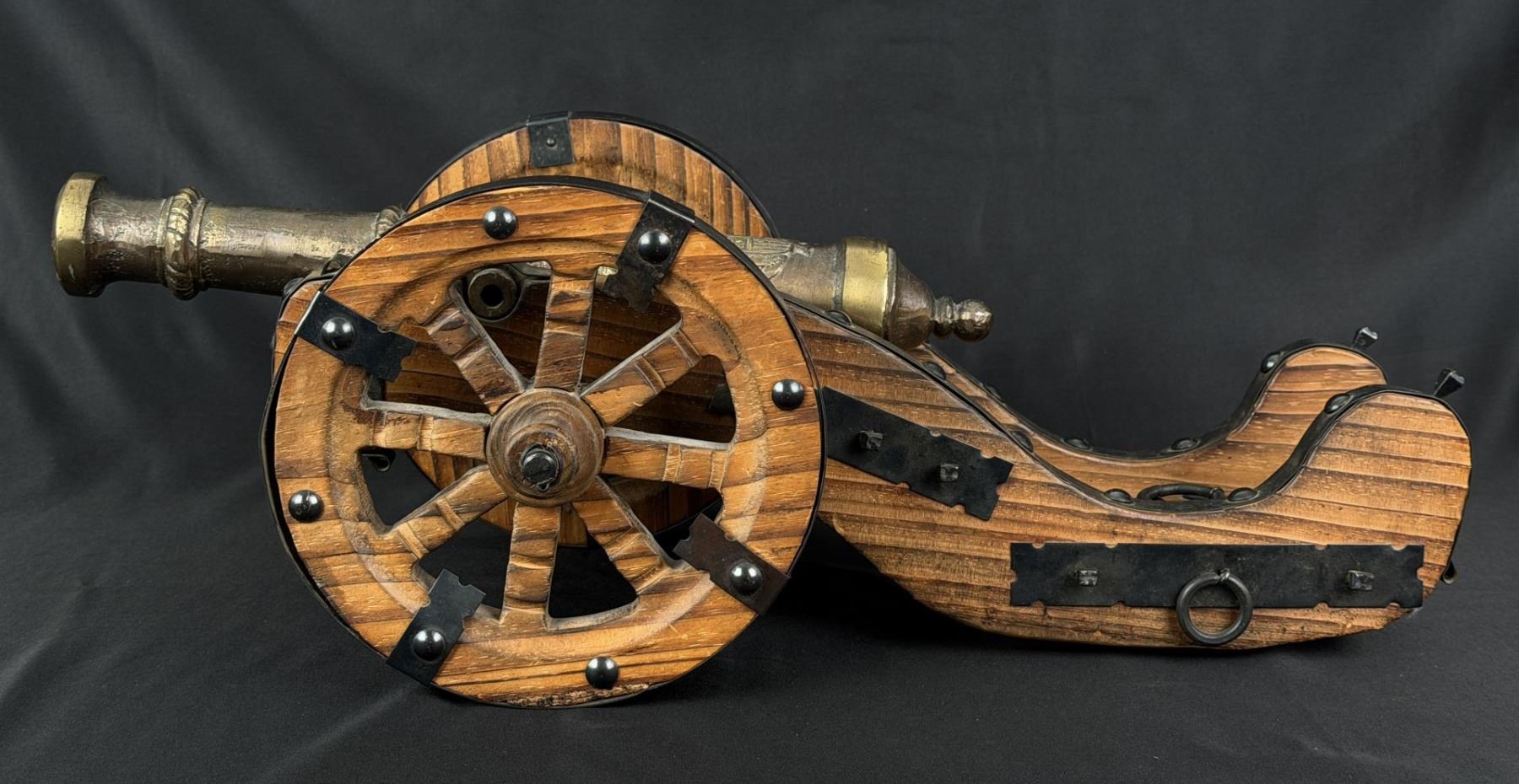 Mid Century Spanish Artillery Cannon Model