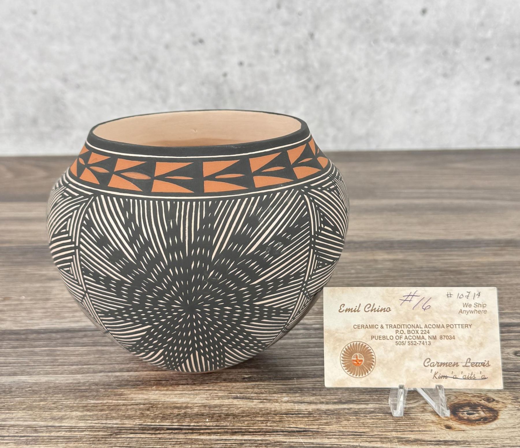 Emil Chino Acoma Pueblo Jar Pot