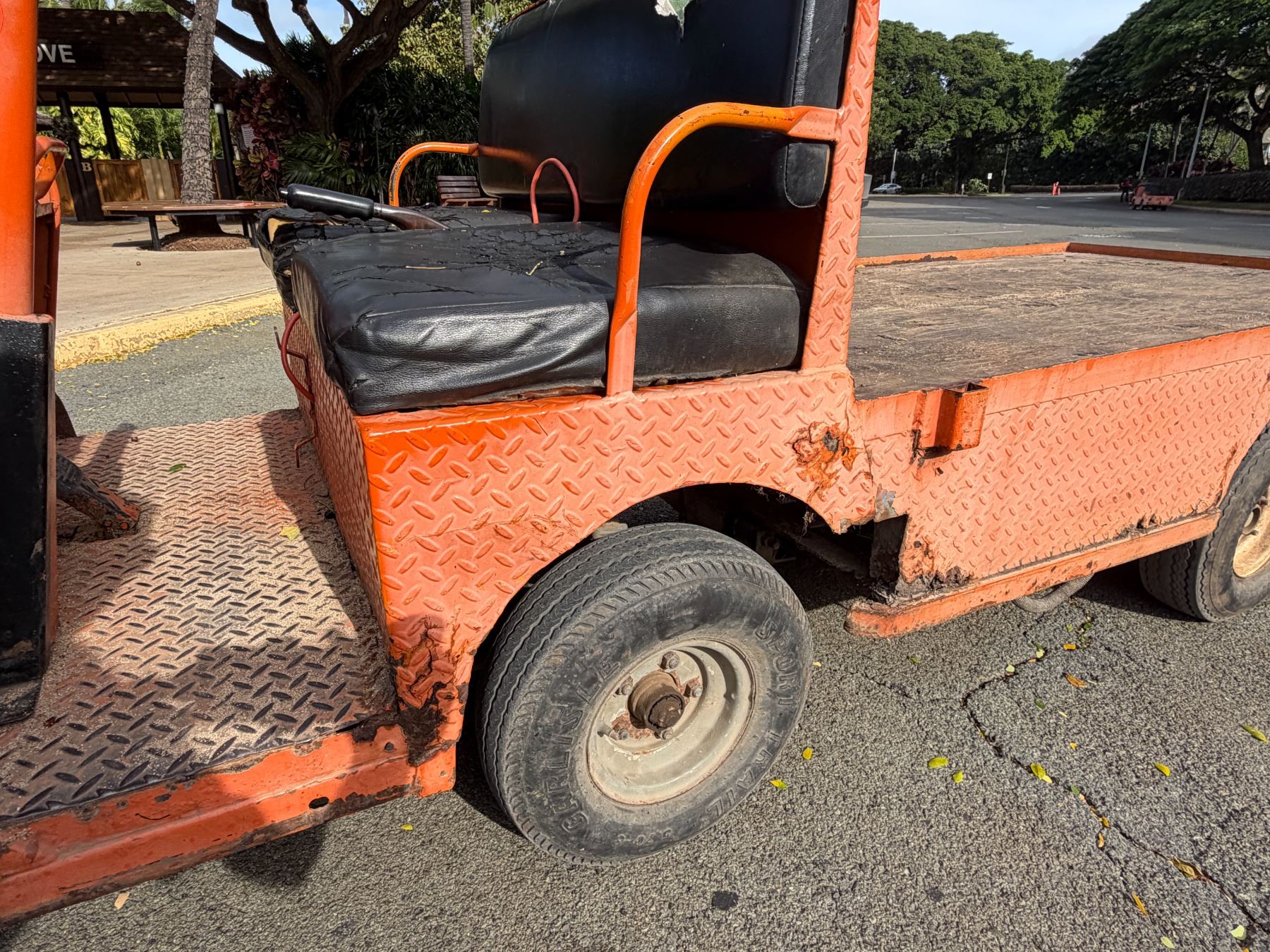 Taylor-Dunn Electric Flatbed Cart (Starts & Runs, See Video ...