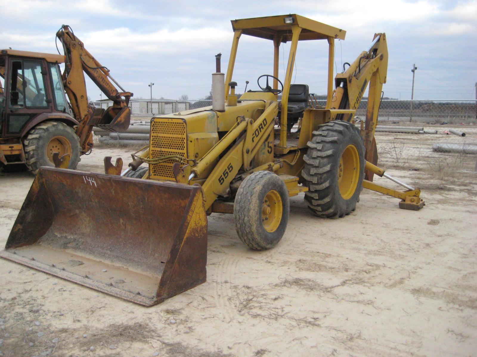 Ford 555 Backhoe Loader