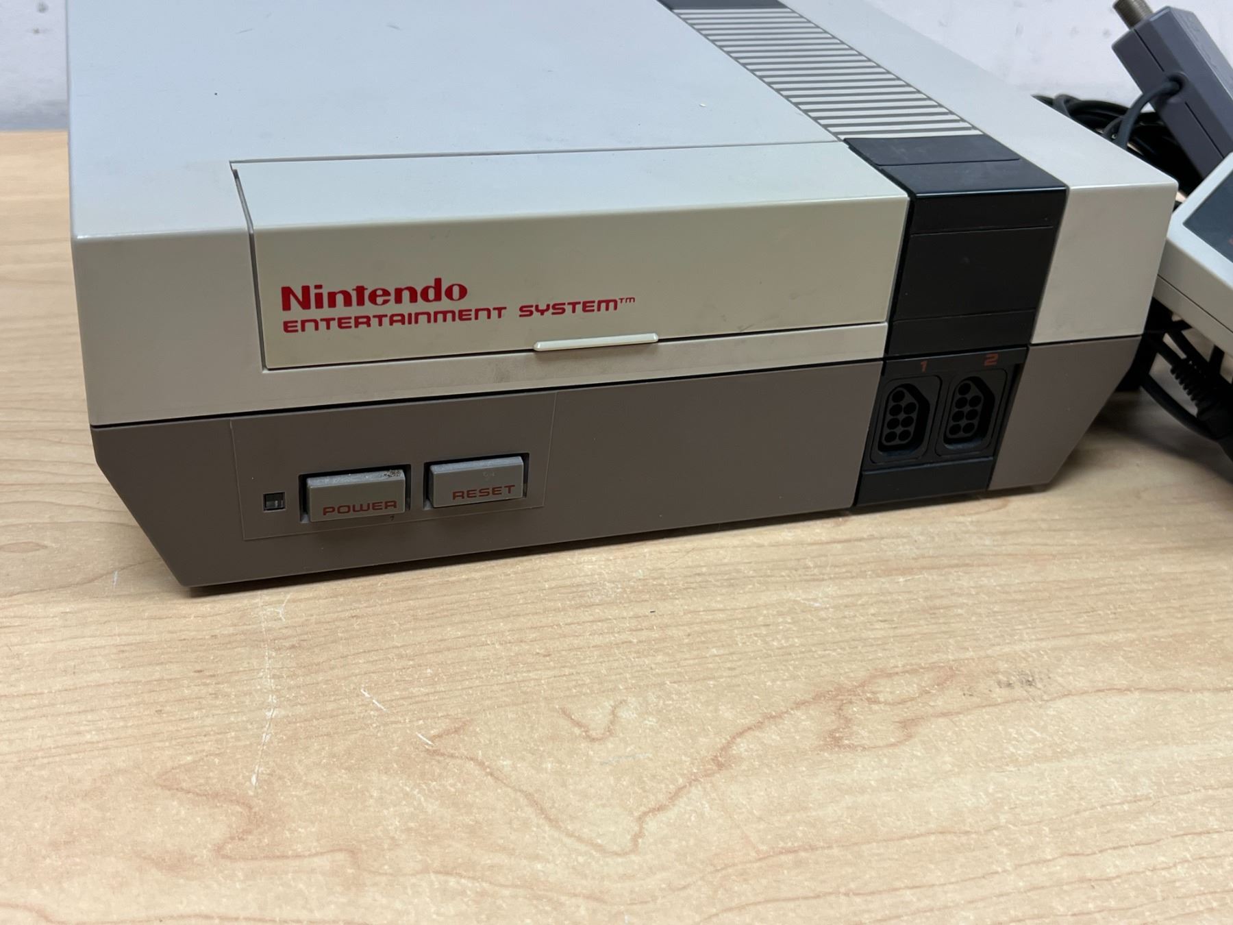 Original Nintendo Entertainment System NES Bundle NES-001