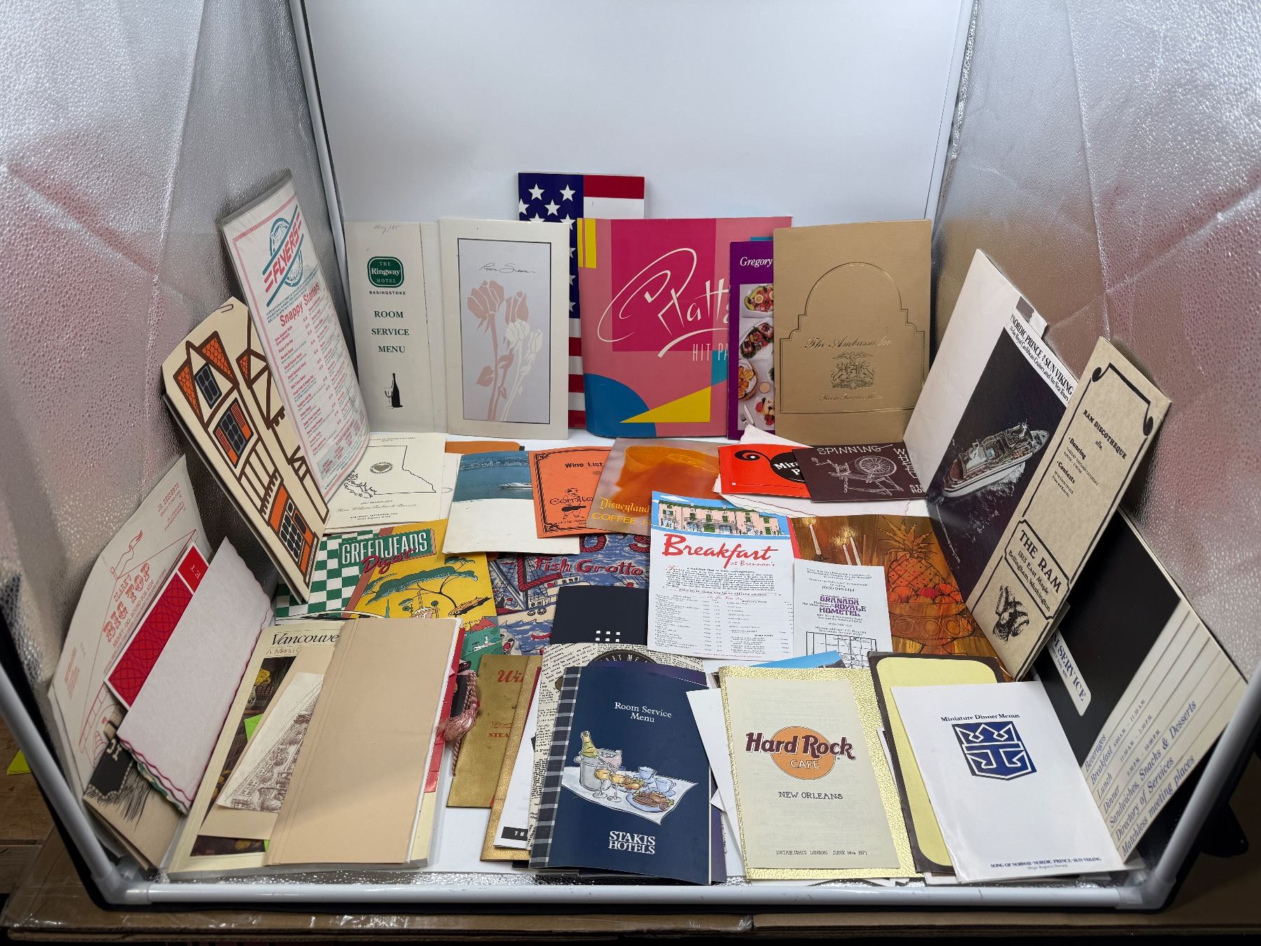 Red Robinson's Personal Collection Of Visited Restaurants Keepsake Menus