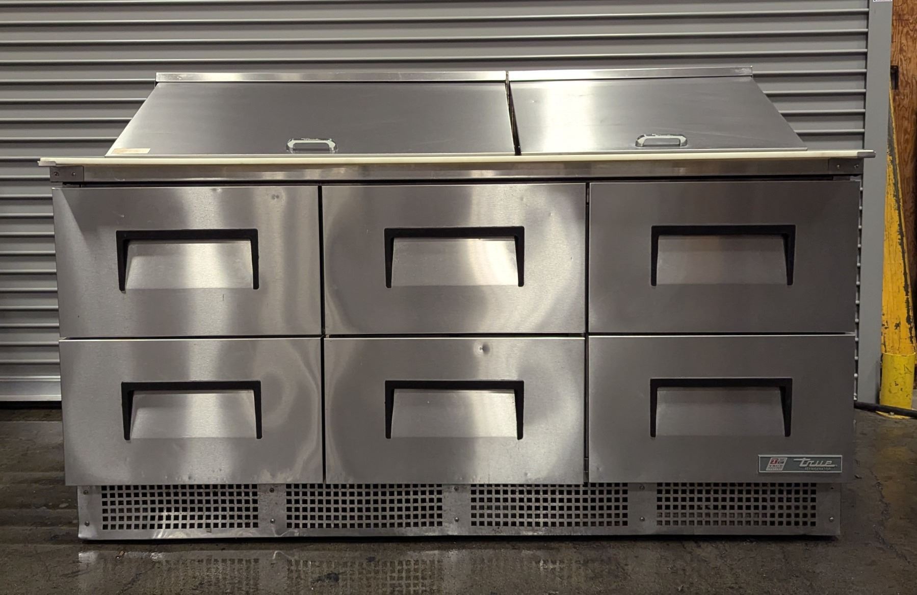 True TFP-72-30M-D6 72" Six Drawer Salad/Sandwich Refrigerated Prep Table