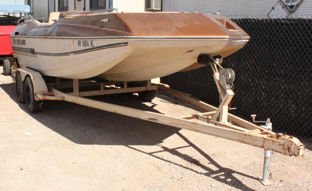 1986 VIP Boat w/ trailer