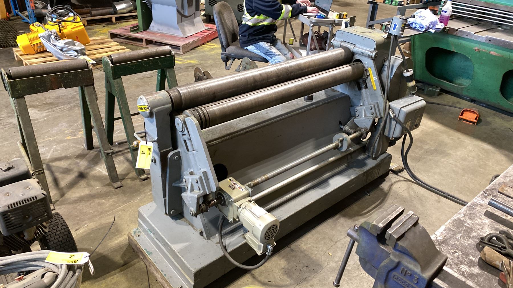 WYSONG B-48 INDUSTRIAL ROLL PLATE BENDING MACHINE APPROX 6'L X 2.5'W X ...