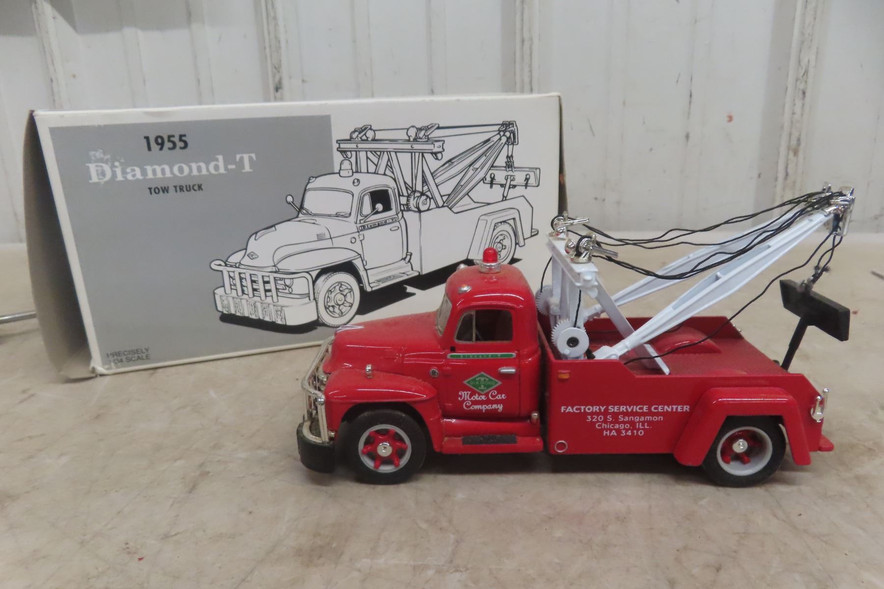 First Gear 1955 Diamond T Tow Truck, 1/34 Scale Die Cast, In Box