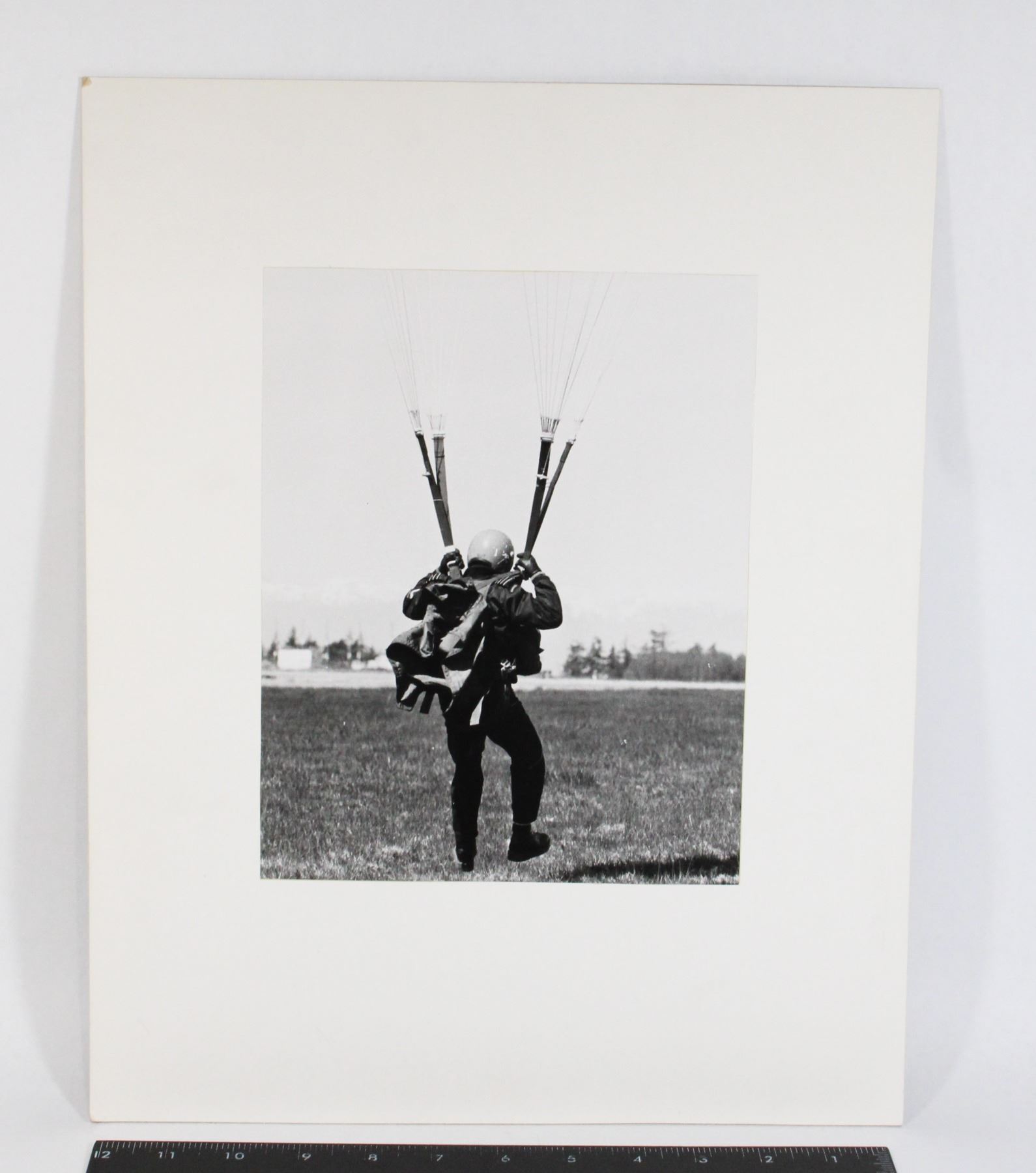 #878 Photograph Canadian Military Parachute land
