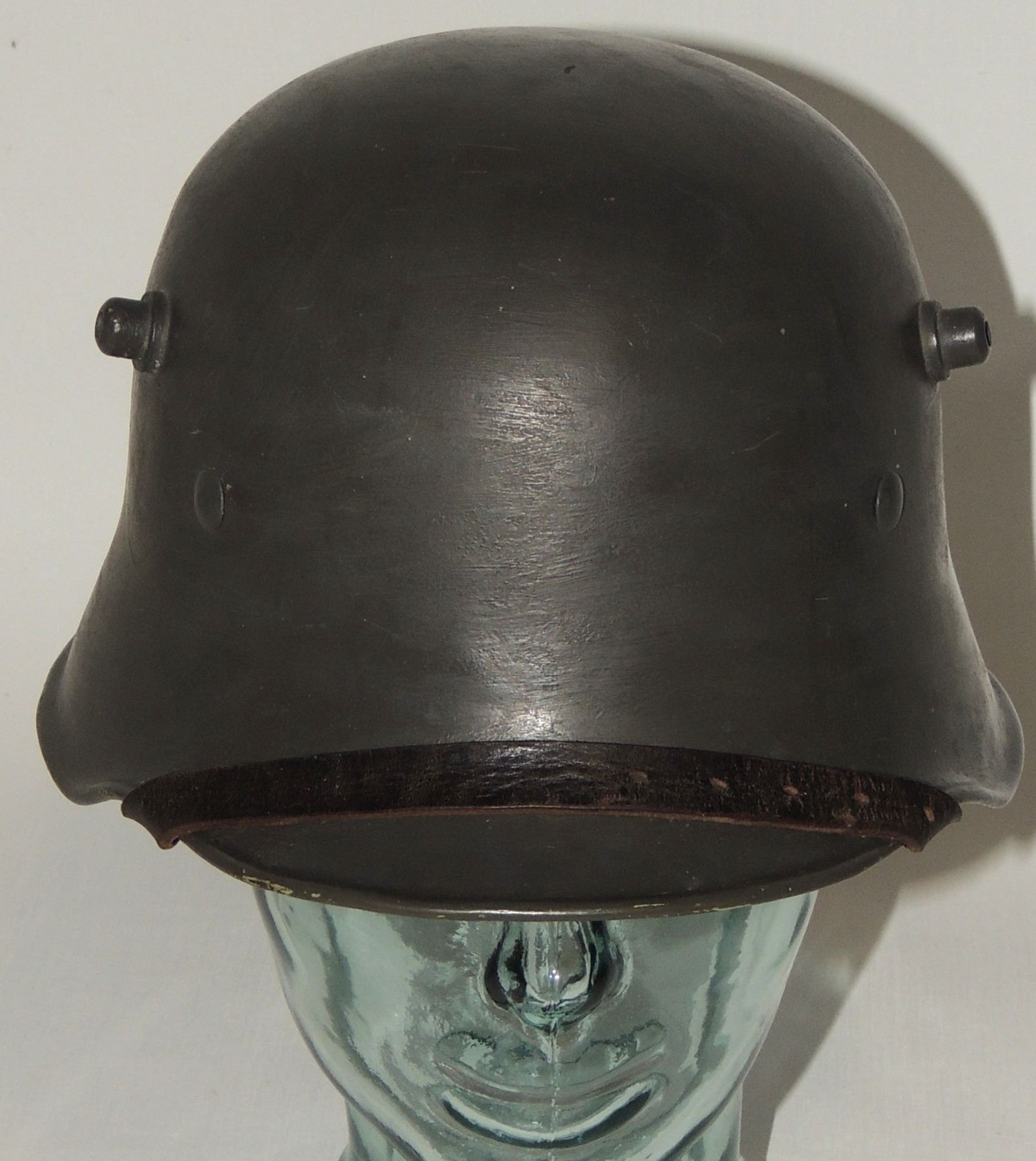 #932 WW1 German M18 Stahlhelm Helmet WW2 Reissue