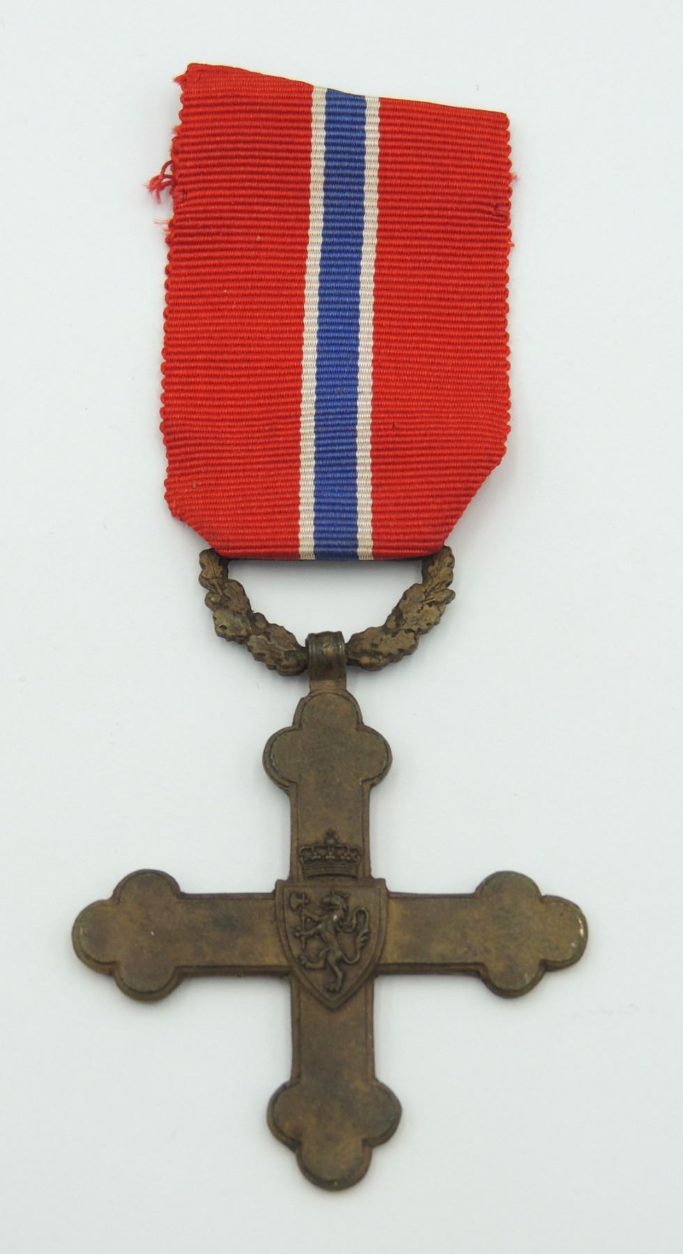 #258i WW2 1940-1945 Norwegian War Cross Medal