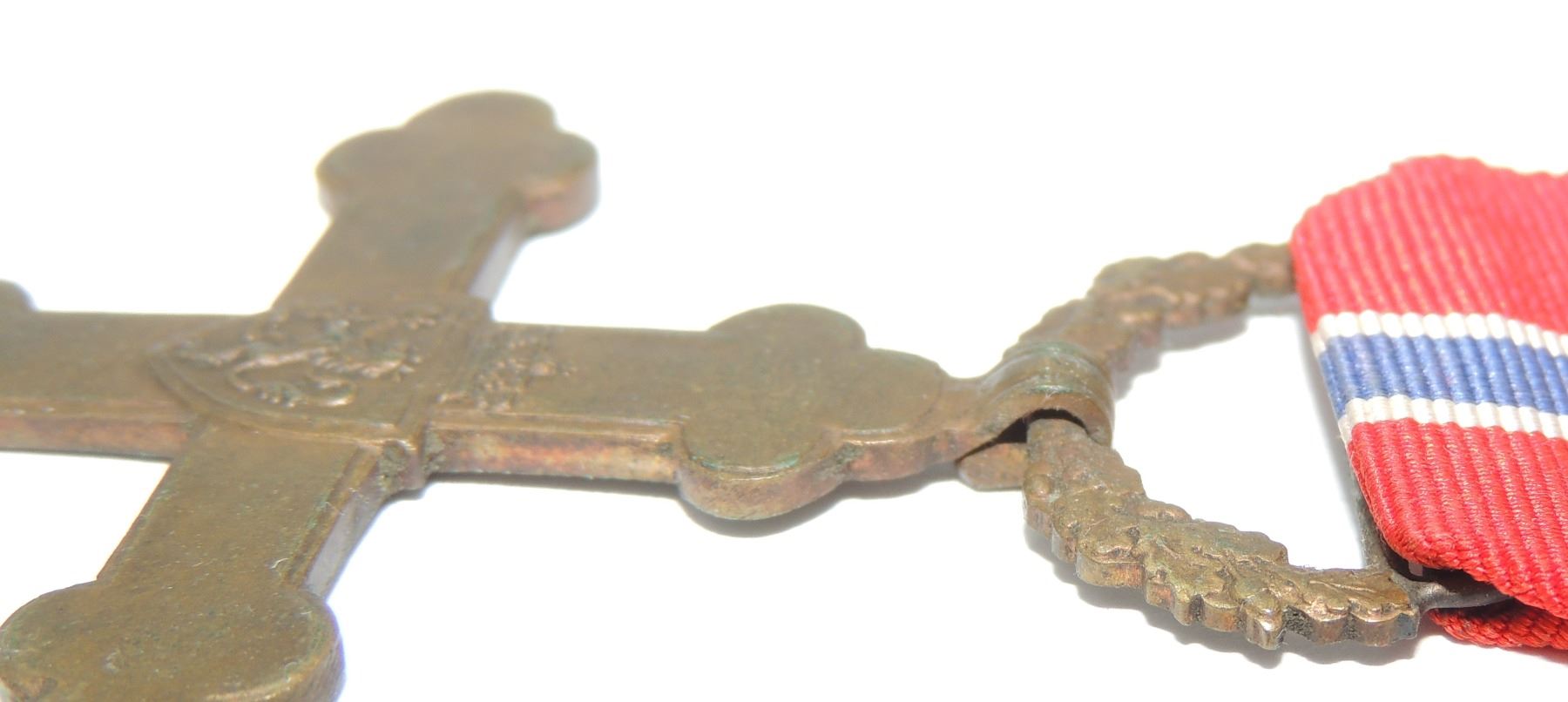 #258i WW2 1940-1945 Norwegian War Cross Medal
