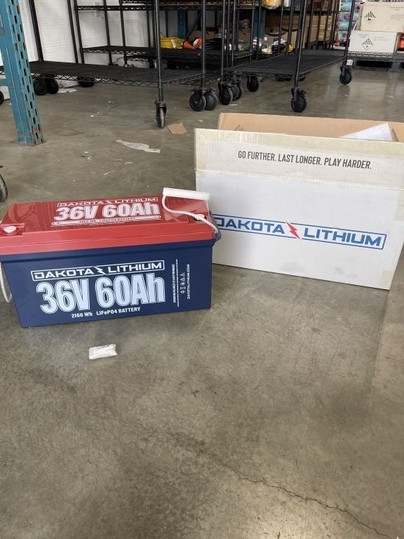 NEW DAKOTA LITHIUM 36V 60AH DEEP CYCLE LIFEPO4 BATTERY RETAIL $1699 USD ...