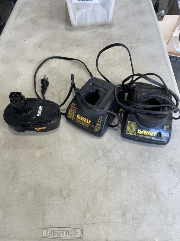 DEWALT BATTERY AND 2 CHARGERS