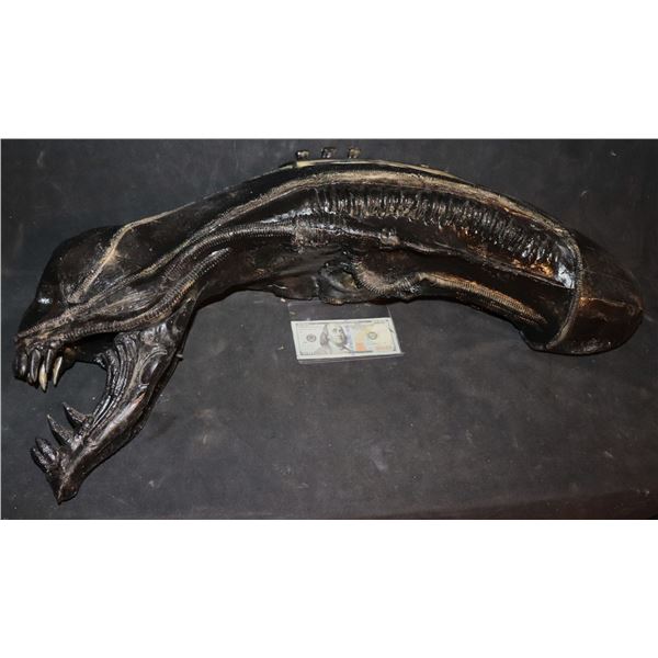 ALIEN RESURRECTION FULL HEAD AND JAW PRODUCTION CASTING