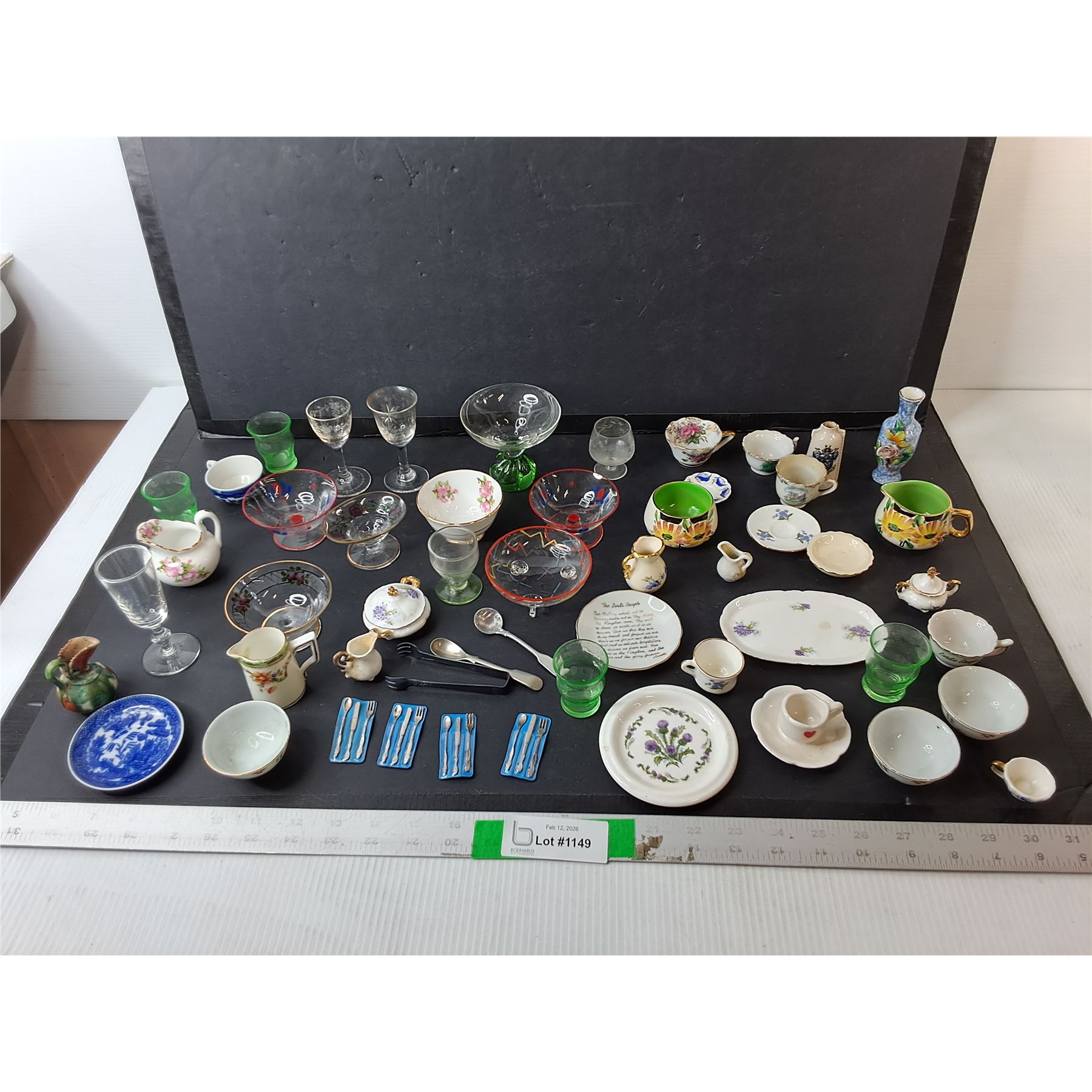 Miniature Dish Set - PICK UP PREFERRED - Bodnarus Auctioneering