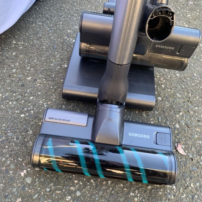 SAMSUNG JET 90 CORDLESS VACUUM WORKING WITH CHARGING STAND, ACCESSORIES ...
