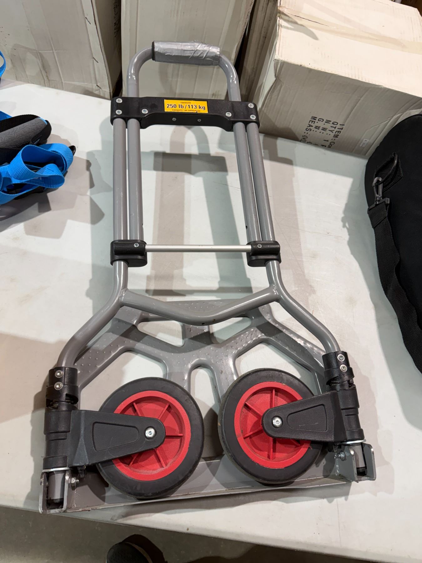 Folding cart 250 pound capacity