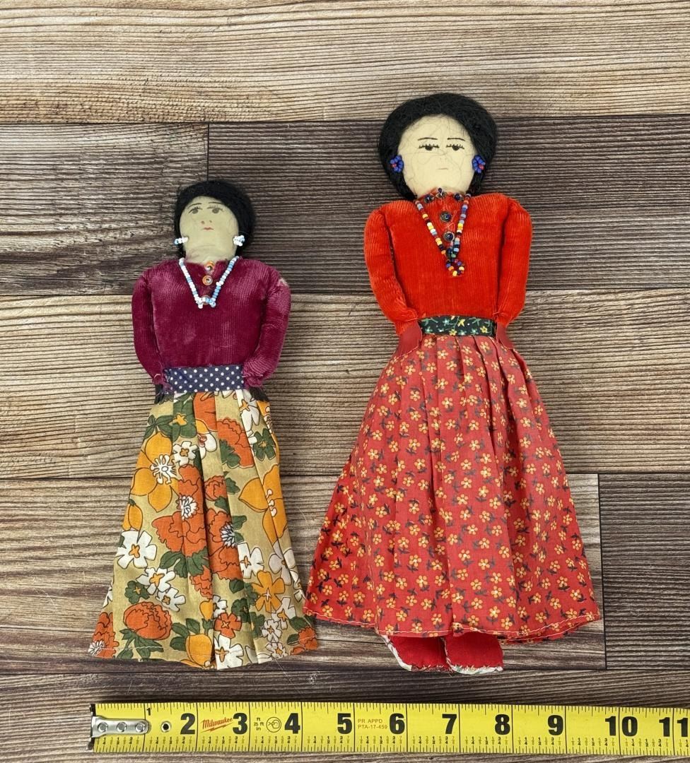Navajo Native American Indian Dolls