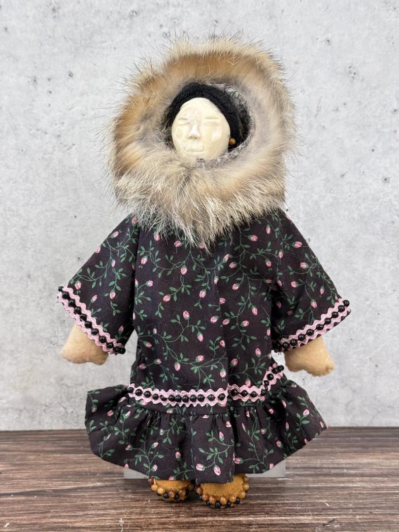 Inuit Eskimo Ivory Face Mother Child Doll