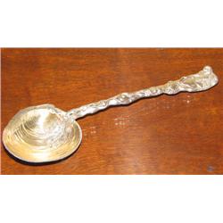 Sterling clam shell shaped berry spoon