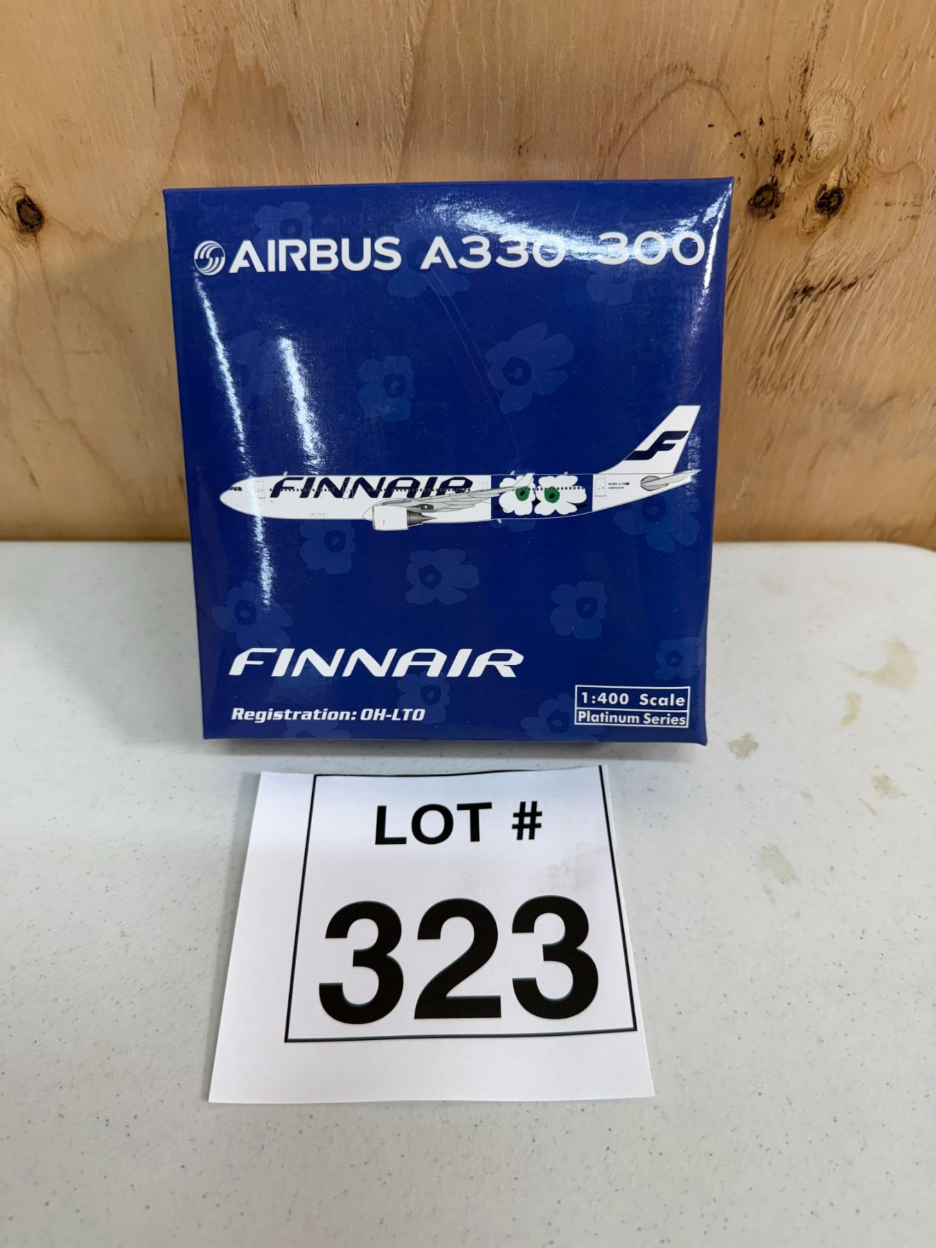 PHOENIX MODELS / FINNAIR AIRBUS A330-300 (1:400) [DIE-CAST]