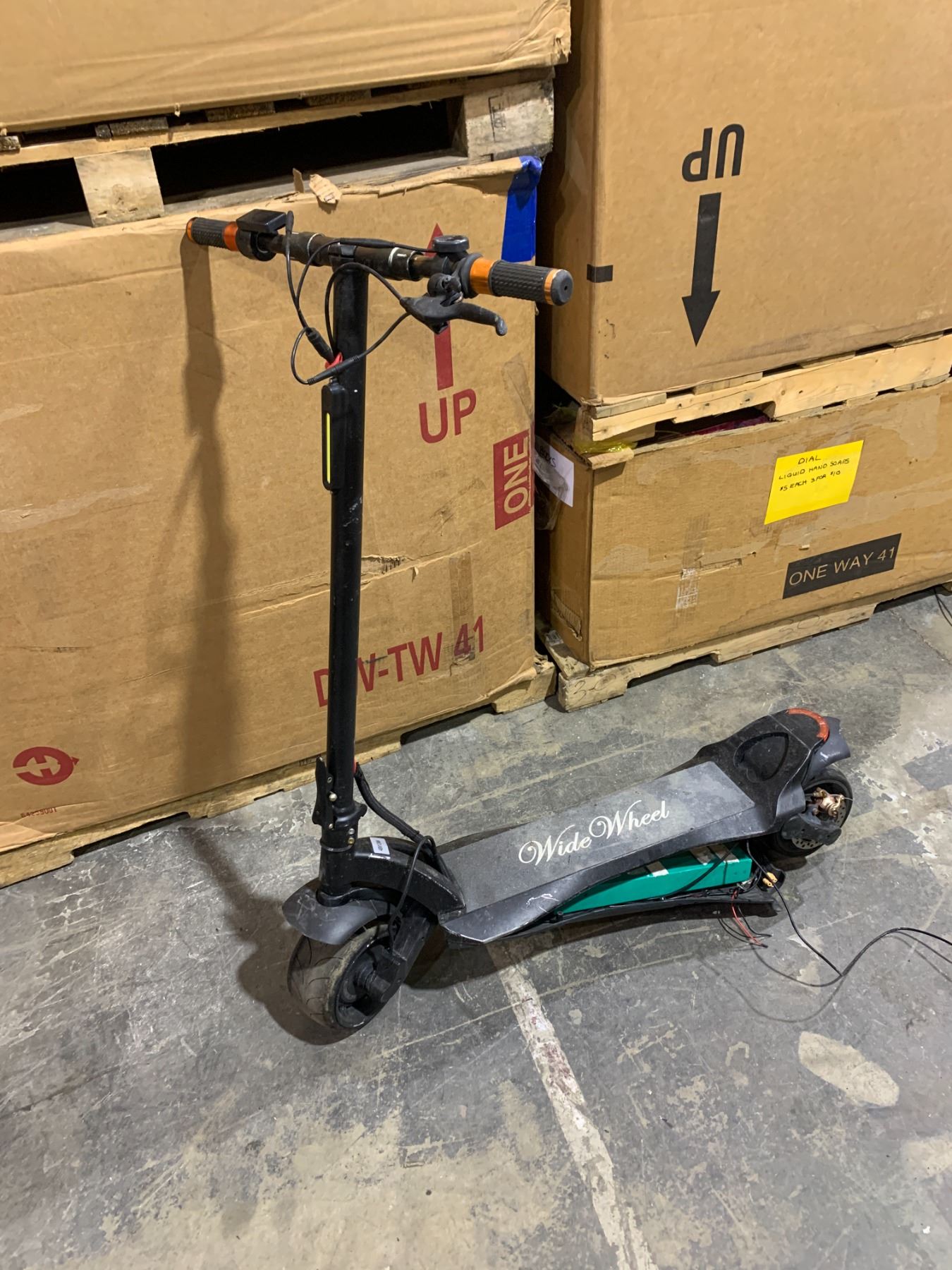 Mercane WideWheel Pro Electric Scooter - For Parts or Repair
