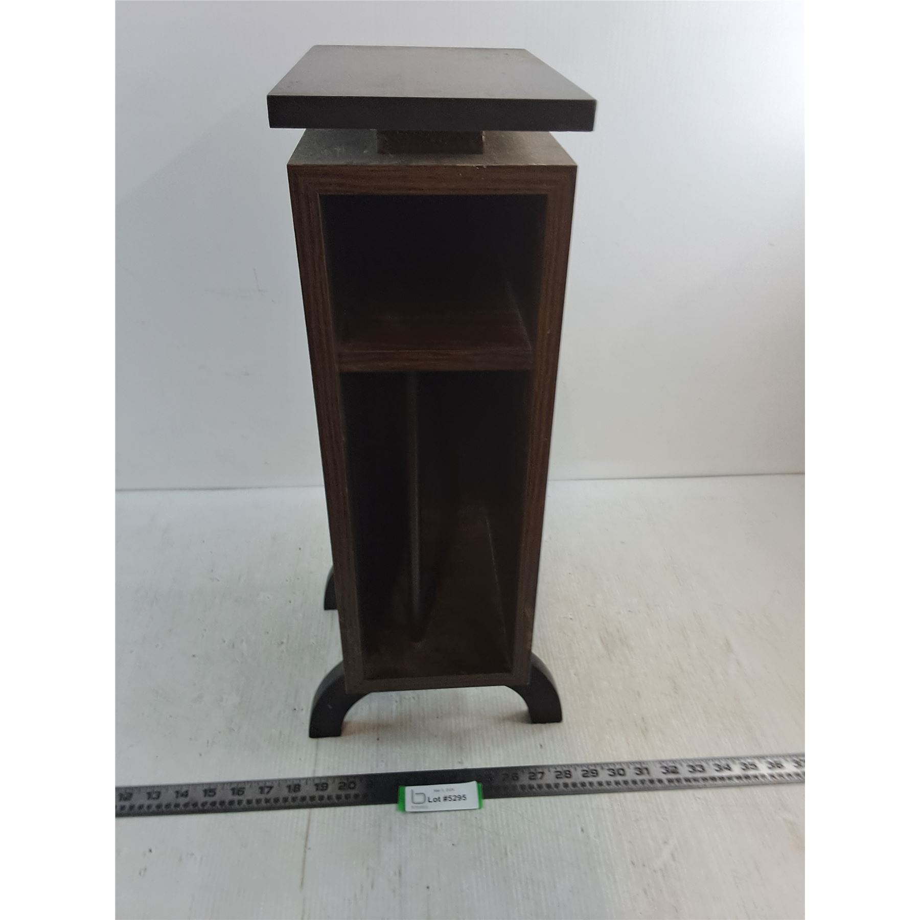 MCM Vinyl Record Storage Table - 10x10.5x23" - PICK UP - Bodnarus ...