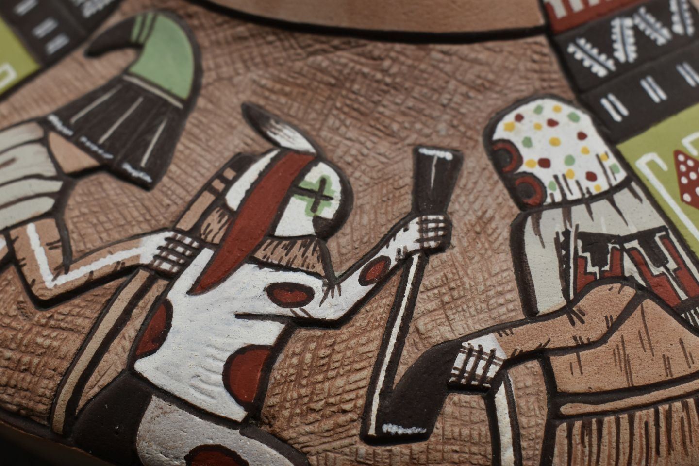 HOPI POTTERY JAR (LAWRENCE NAMOKI)