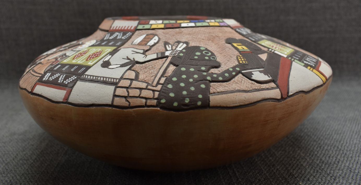 HOPI POTTERY JAR (LAWRENCE NAMOKI)