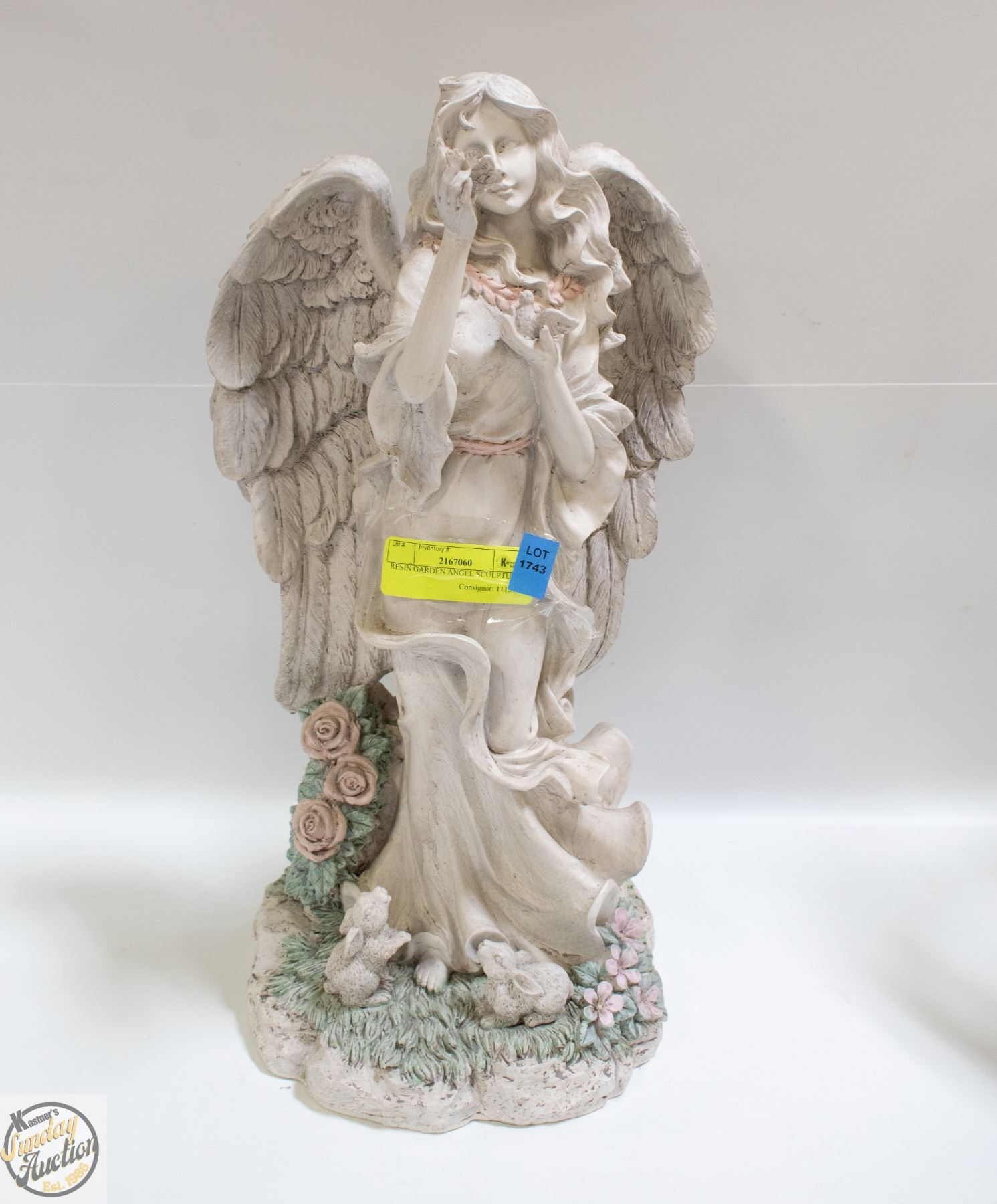 RESIN GARDEN ANGEL SCULPTURE - Kastner Auctions