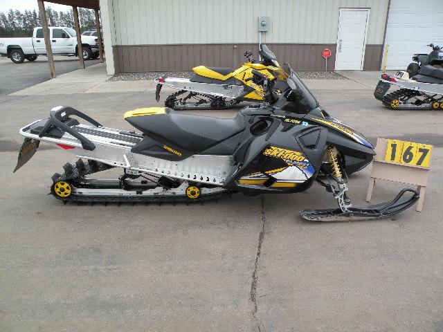 2005 Ski Doo Summit Highmark 1000 SDI
