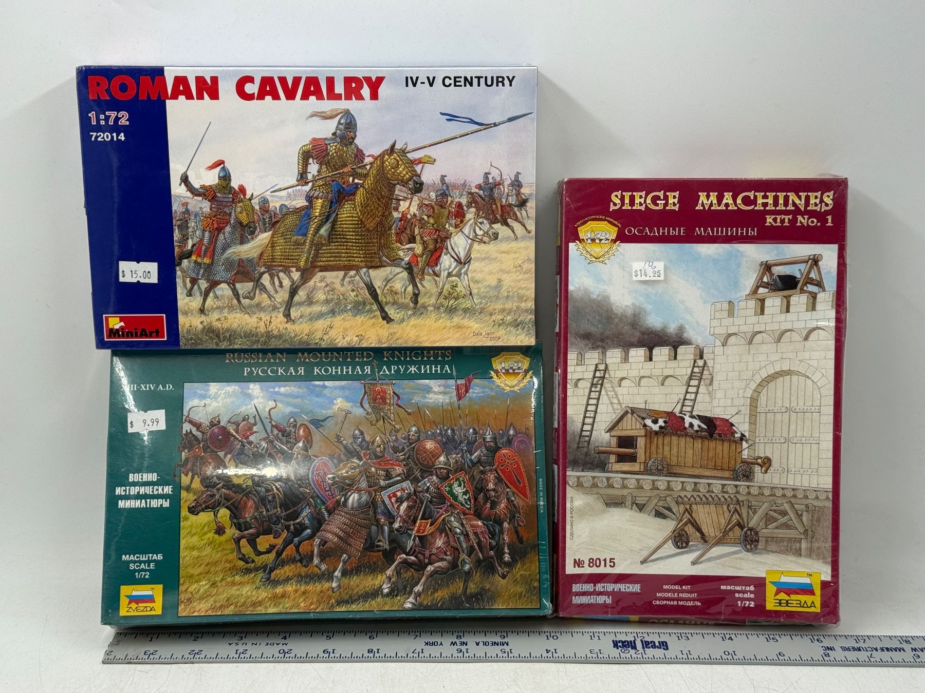 3 Unbuilt Model Kits (Roman Cavalry, Russian Mounted Knights, & Siege ...