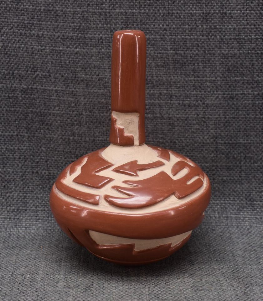 SANTA CLARA POTTERY VASE (LINDA CAIN)