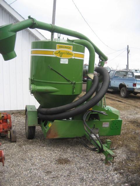 Walinga, Walinga Model 510 agri-vac grain vac. With plastic and ...