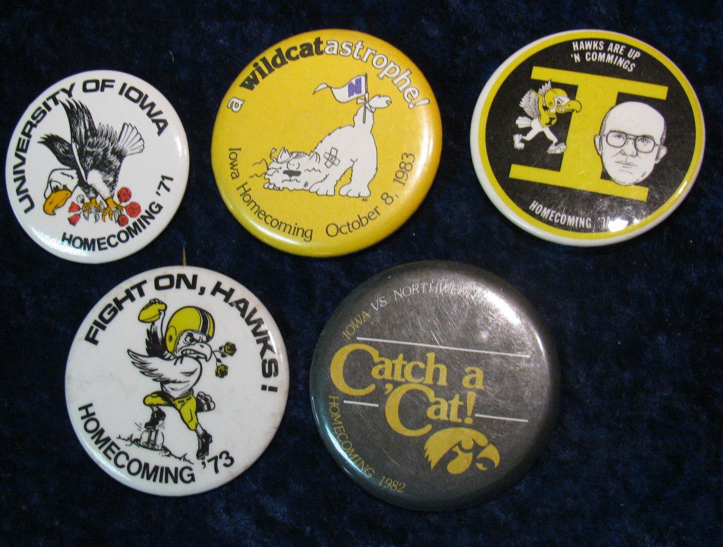 461. (5) Different 1971-83 Iowa Hawkeye Homecoming Badges. Est. $50-60.00
