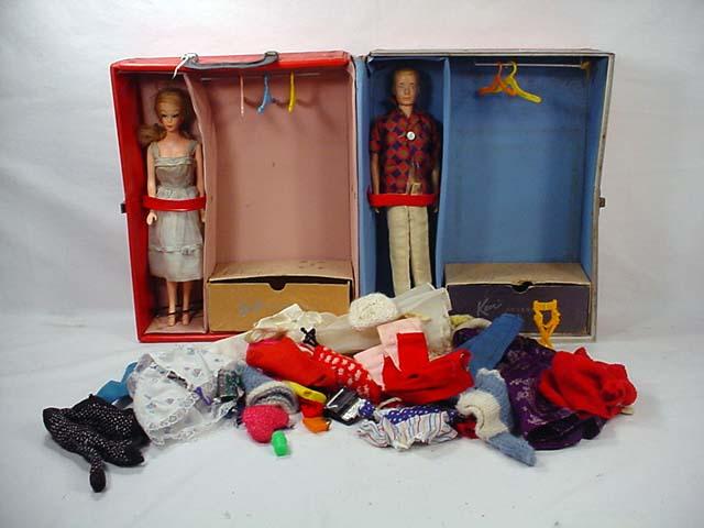 1964 Barbie And Ken Carrying Case W/ Clothes And K