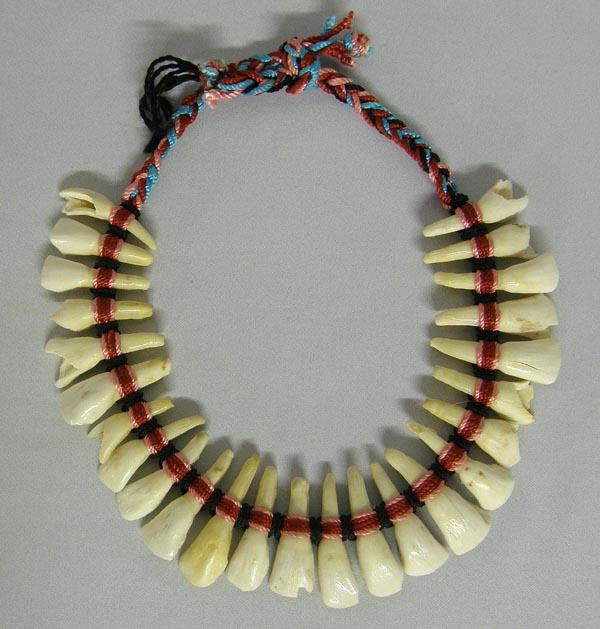 Vintage Pueblo Bovine Tooth Choker