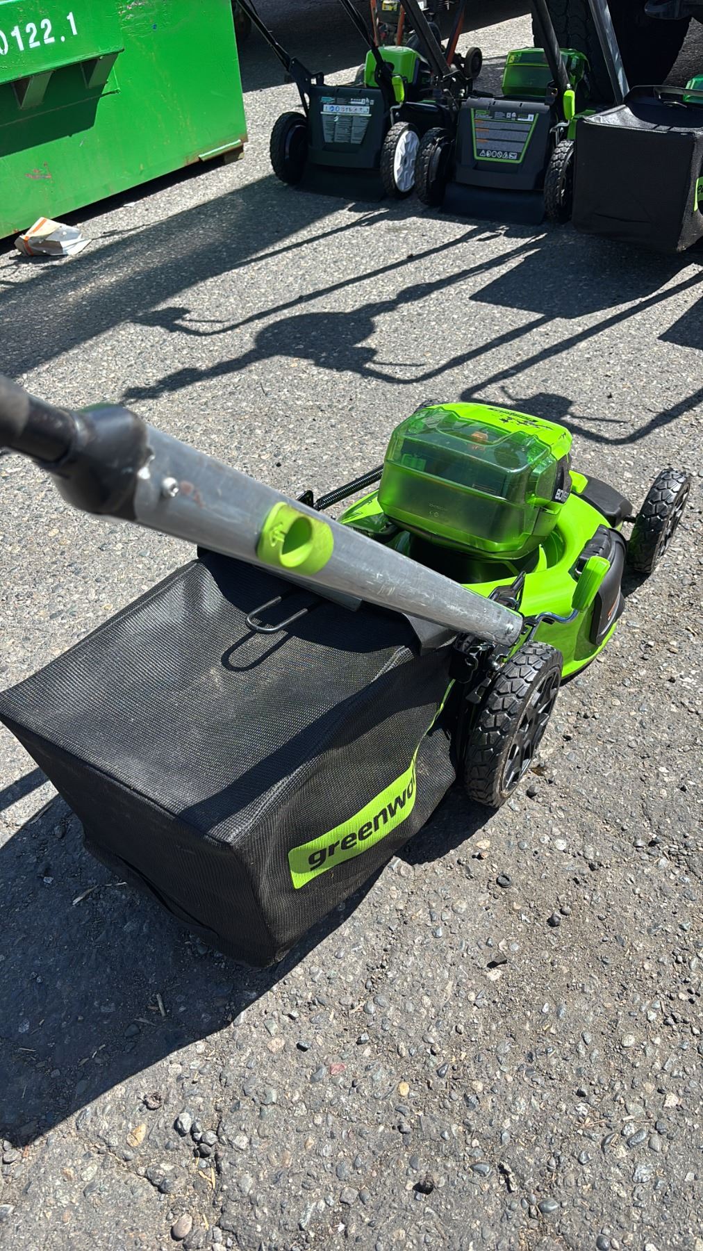 GREENWORKS PRO 80V 21" CORDLESS LAWN MOWER W/GRASS CATCHER BAG *NO ...
