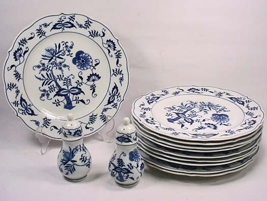 LOT OF BLUE DANUBE CHINA - 10 Dinner Plates and a