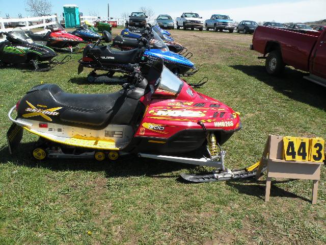 2002 Ski Doo MXZ 800