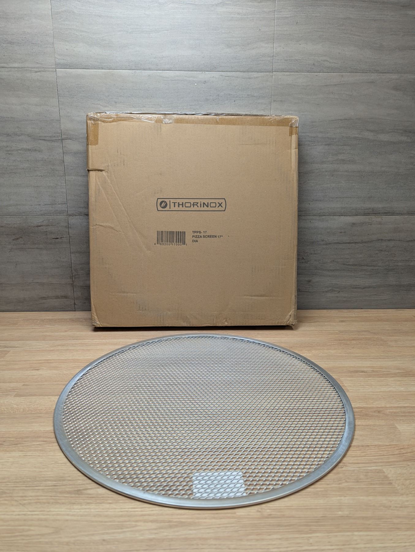 Thorinox 17" Dia Pizza Screens - Lot of 12 (1 Box)