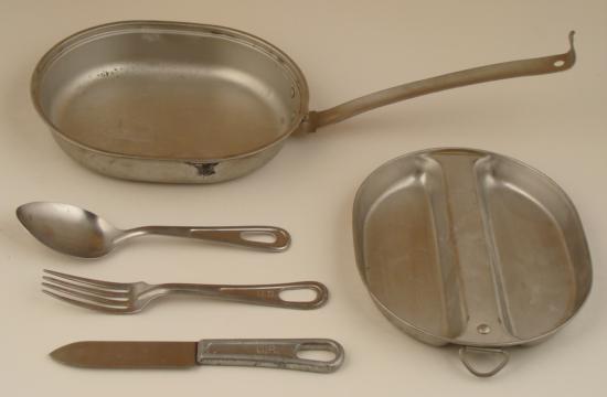 COMPLETE 1966 U.S. GI MESS KIT KNIFE FORK AND SPOON